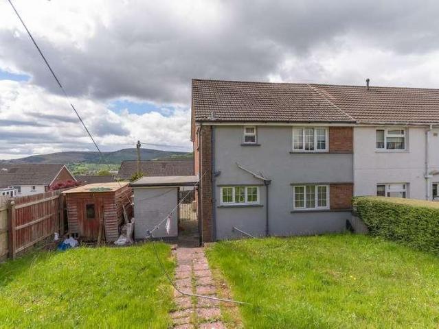 3 bed property for sale
