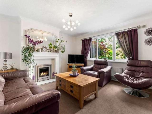3 bed property for sale