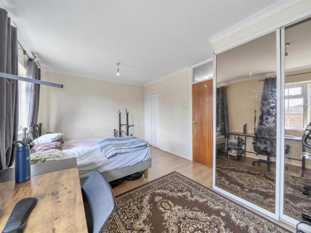 3 bed property for sale