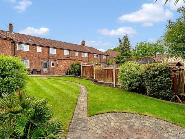3 bed property for sale