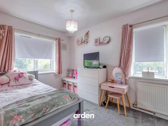 3 bed property for sale