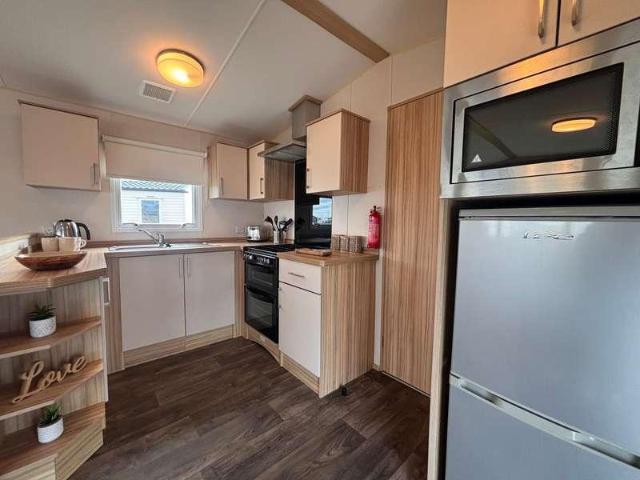 3 bed property for sale