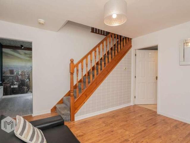 3 bed property for sale