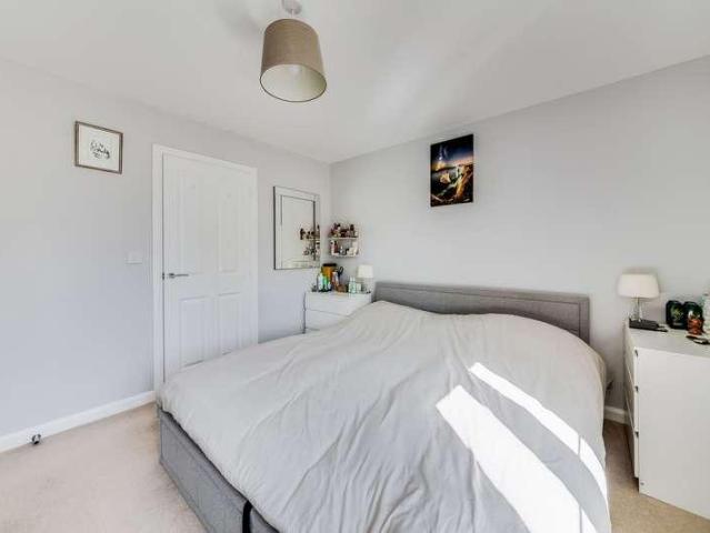 3 bed property for sale