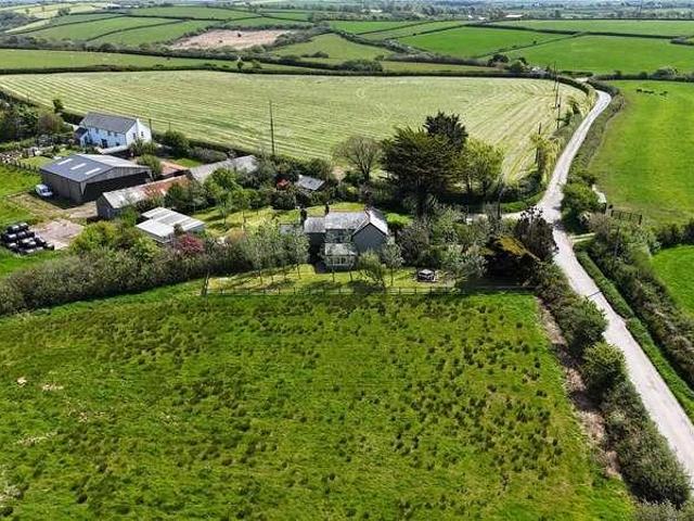 3 bed property for sale