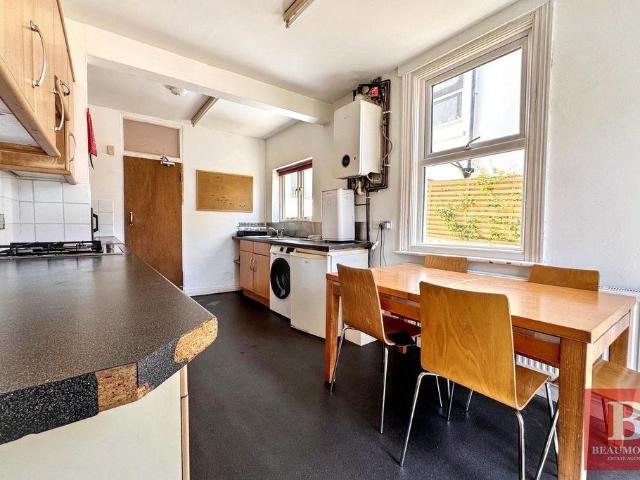 3 bed property for sale