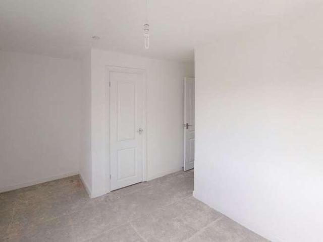3 bed property for sale