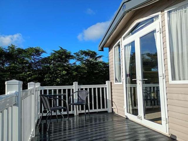 3 bed property for sale