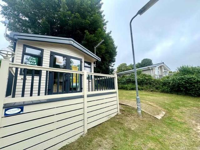 3 bed property for sale