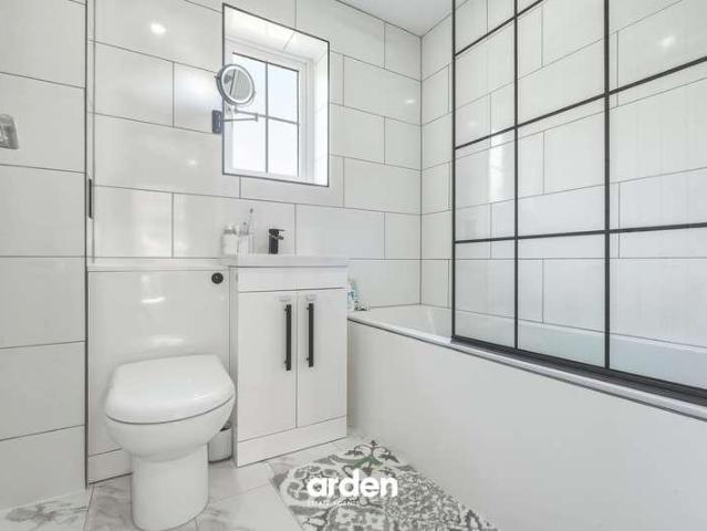 3 bed property for sale