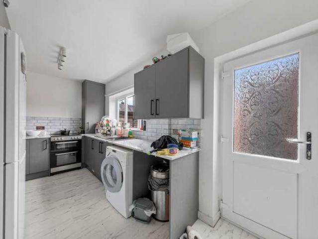 3 bed property for sale