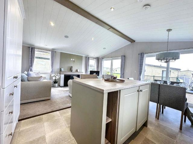 3 bed property for sale