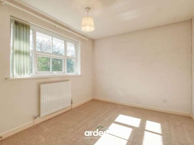 3 bed property for sale