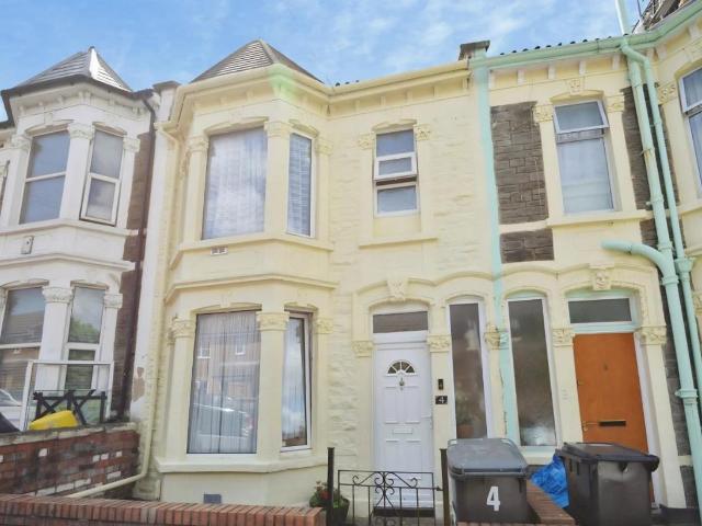3 bed property for sale