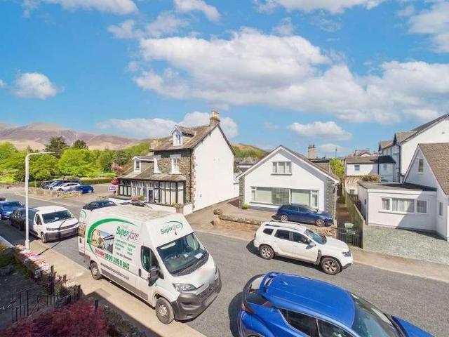 3 bed property for sale