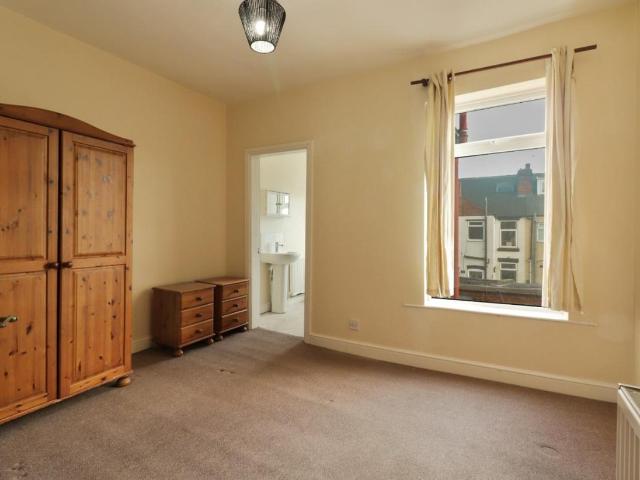 3 bed property for sale