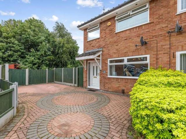 3 bed property for sale