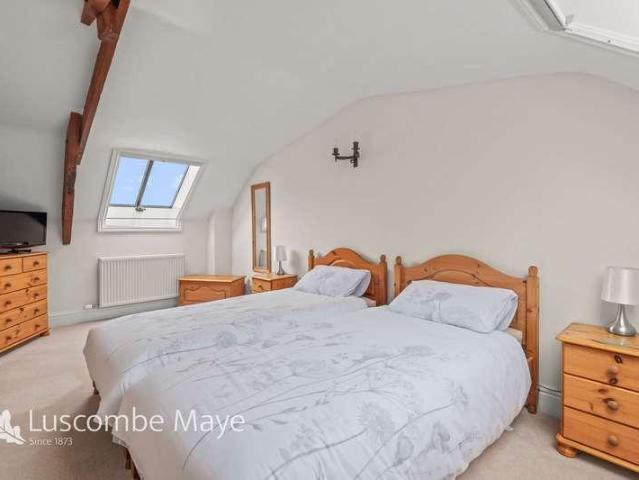 3 bed property for sale