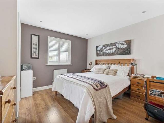 3 bed property for sale