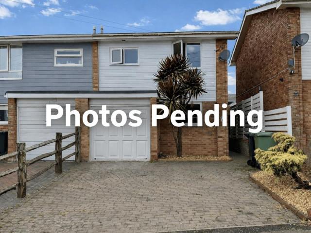 3 bed property for sale