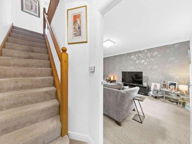 3 bed property for sale