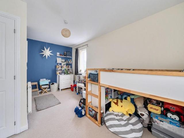 3 bed property for sale