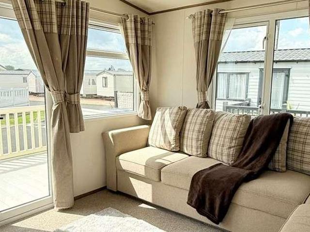 3 bed property for sale