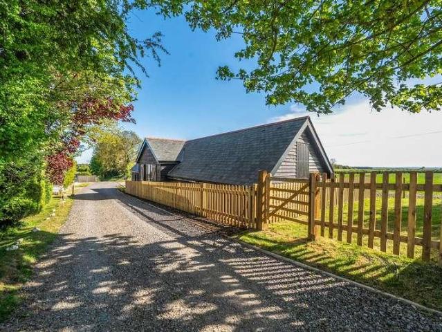 3 bed property for sale