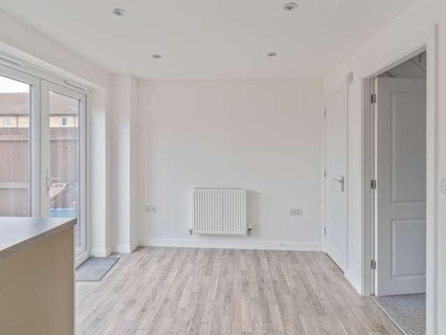 3 bed property for sale