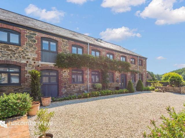 3 bed property for sale