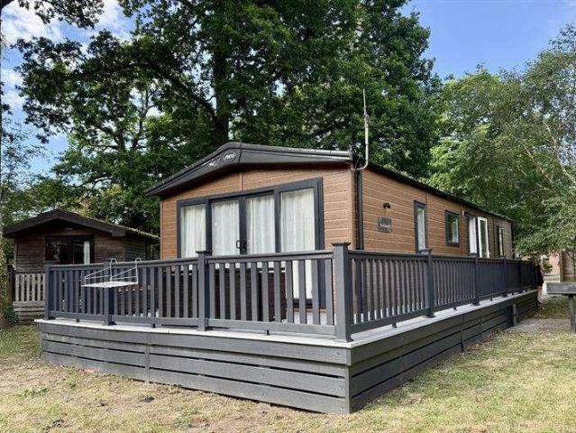 3 bed property for sale