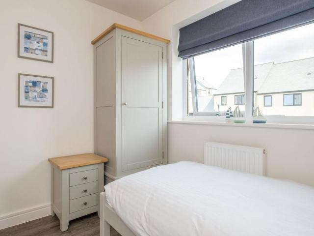 3 bed property for sale