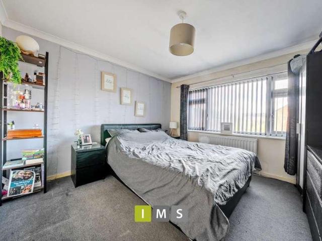 3 bed property for sale
