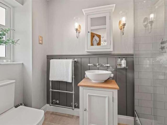 3 bed property for sale