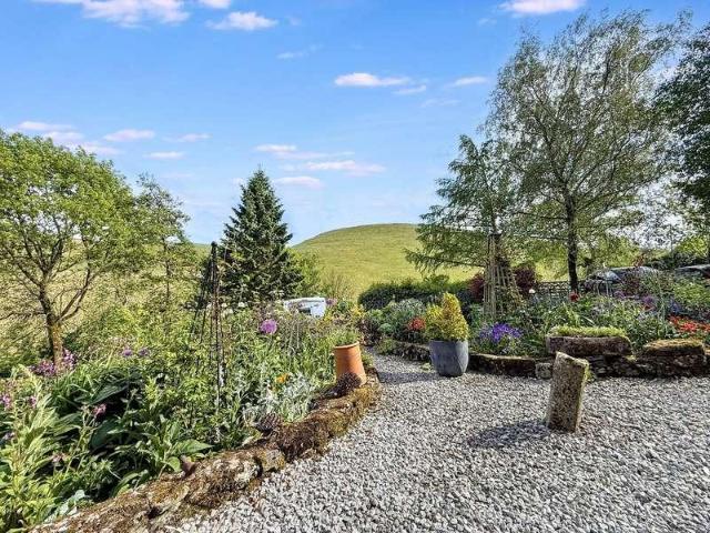 3 bed property for sale
