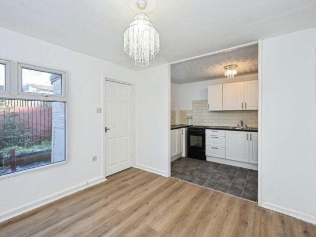 3 bed property for sale