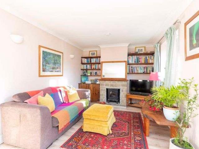 3 bed property for sale