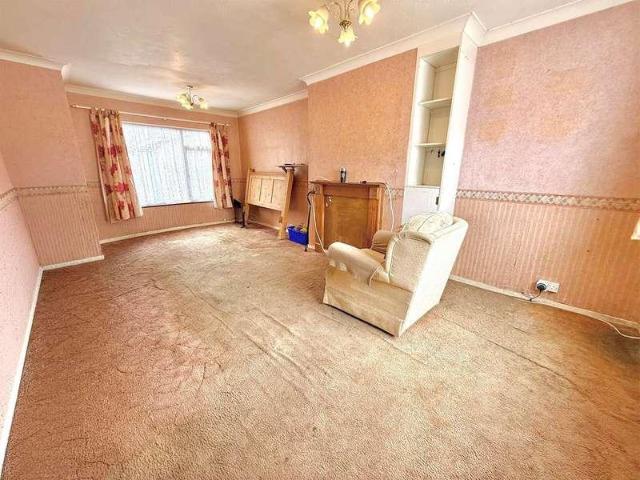 3 bed property for sale