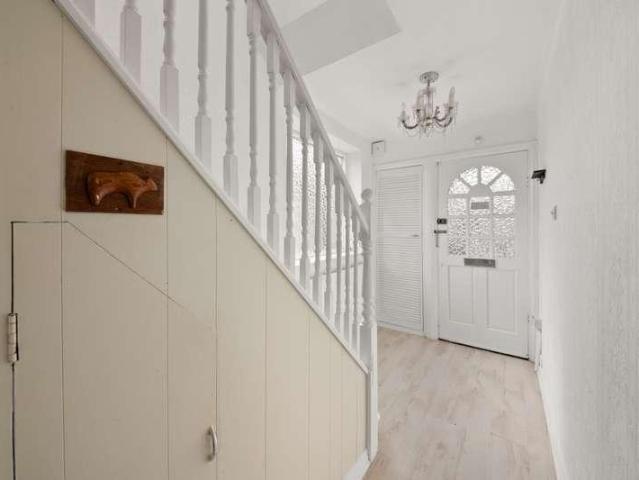 3 bed property for sale