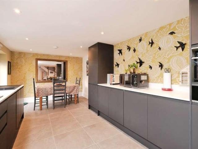 3 bed property for sale