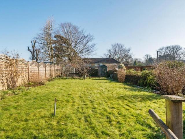 3 bed property for sale