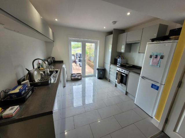 3 bed property for sale