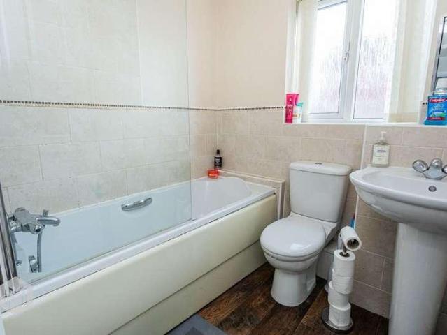 3 bed property for sale