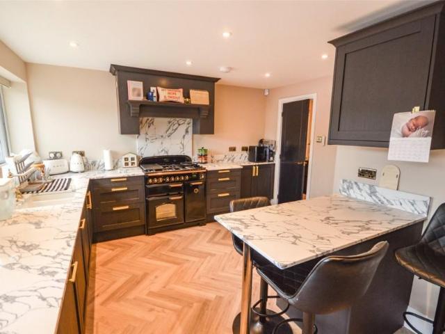 3 bed property for sale