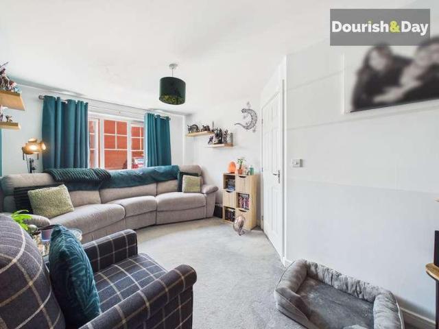 3 bed property for sale