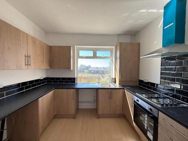 3 bed property for sale