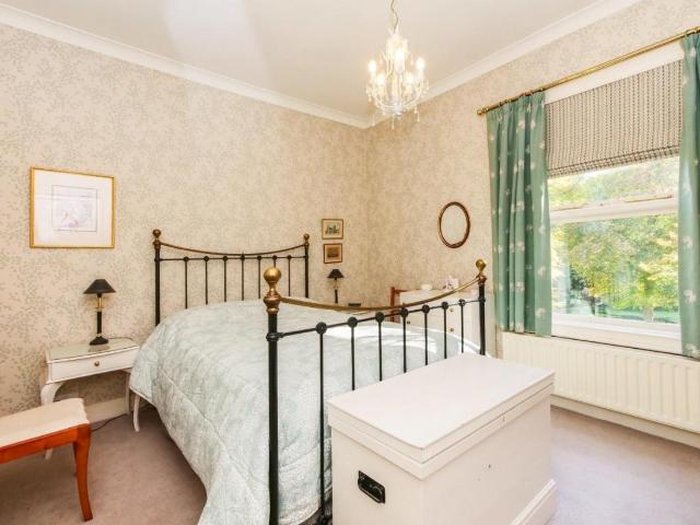 3 bed property for sale