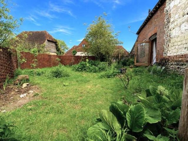 3 bed property for sale