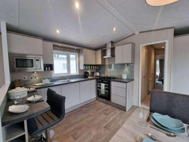 3 bed property for sale