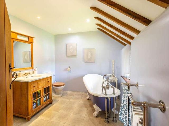 3 bed property for sale